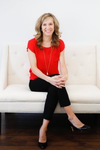 About – Megan Neely